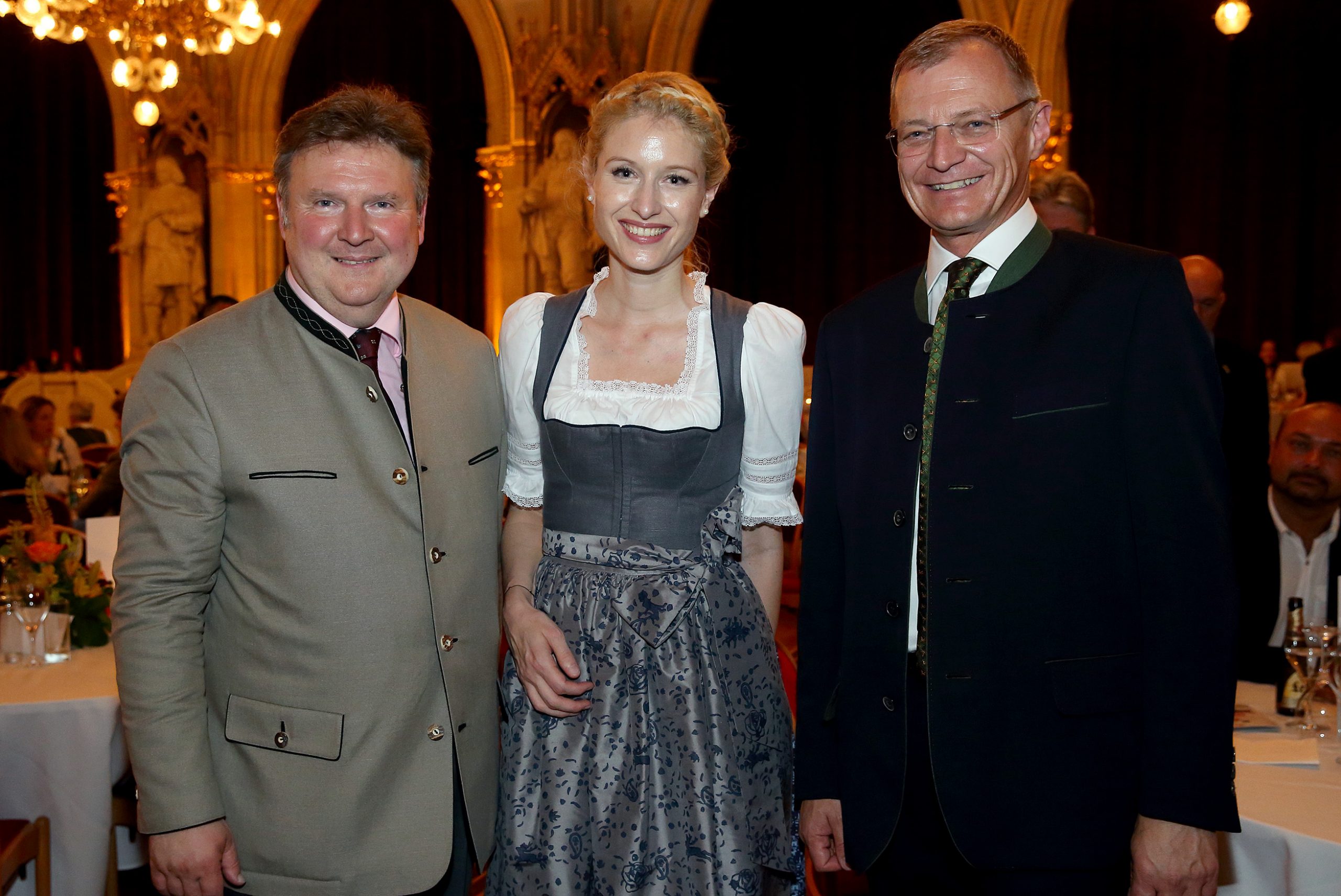 Oberösterreicher Ball am 11. Mai im Wiener Rathaus - Landeshauptmann Thomas Stelzer